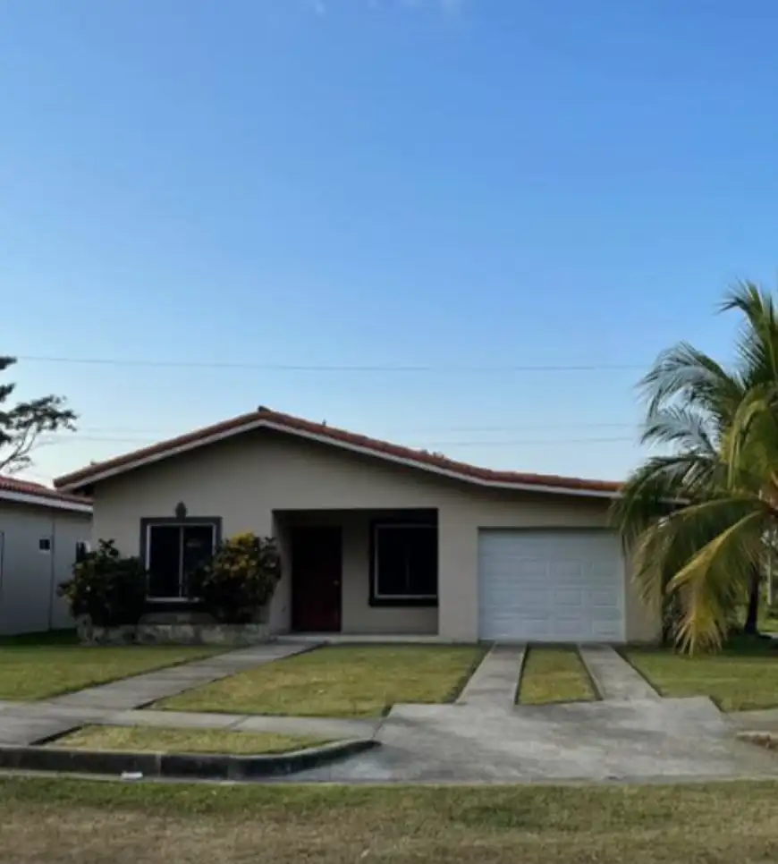 Ganga Casa en Venta en Salitran Jutiapa Atlantida - Buscocasa.hn